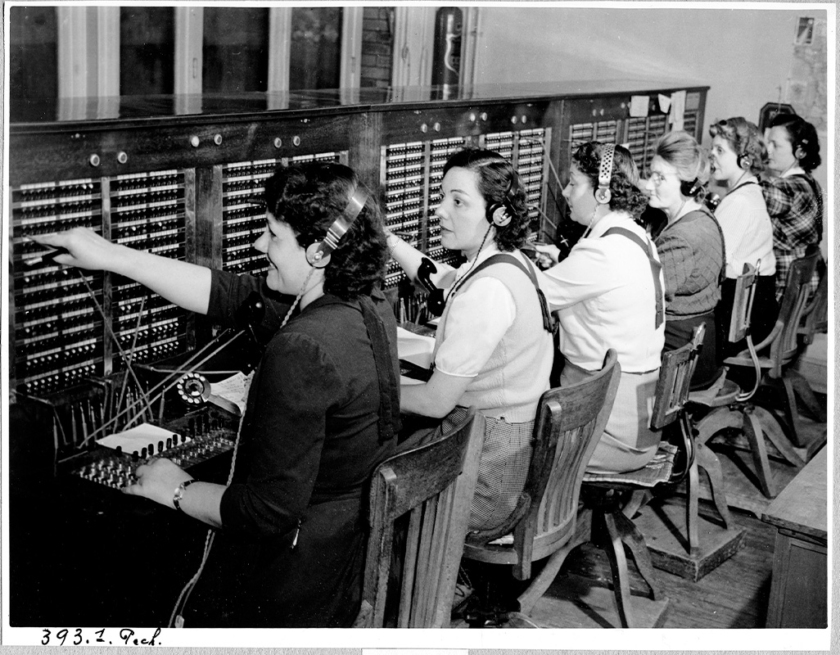 Contact – Editions Ref.2c